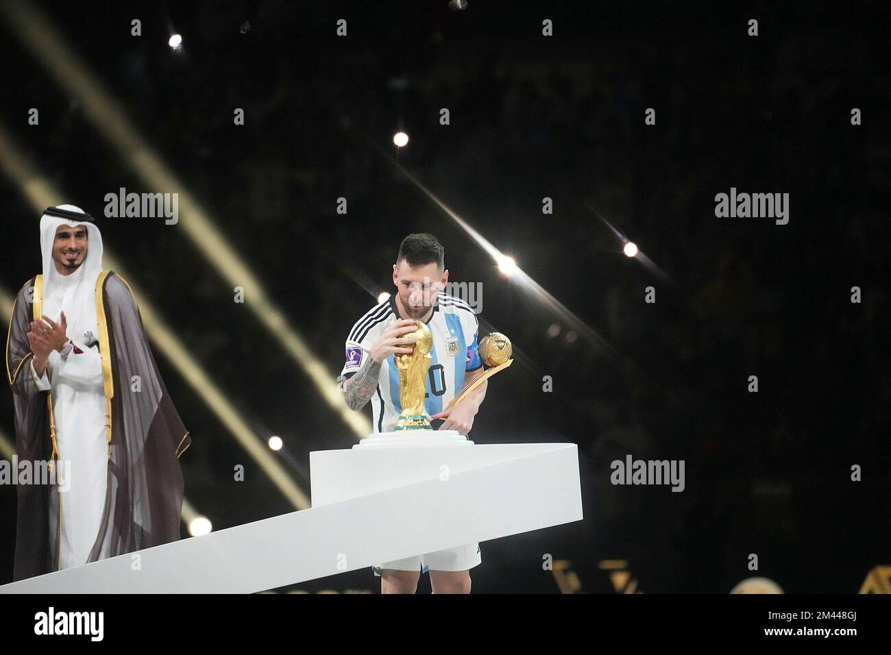 Messi kisses fifa world cup trophy hi-res stock photography and images ...