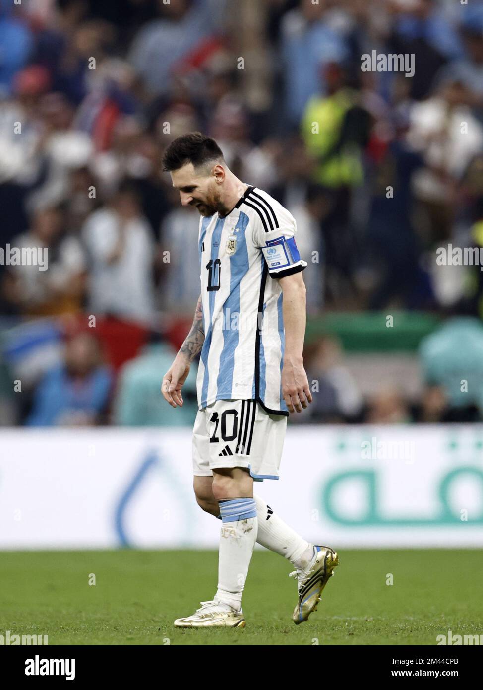 Lionel messi in winter hi-res stock photography and images - Alamy