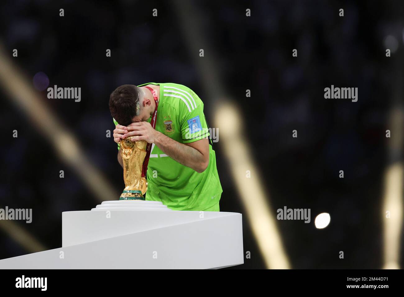 Lusail, Qatar. 18th Dec, 2022. Emiliano Martinez, goalkeeper of ...