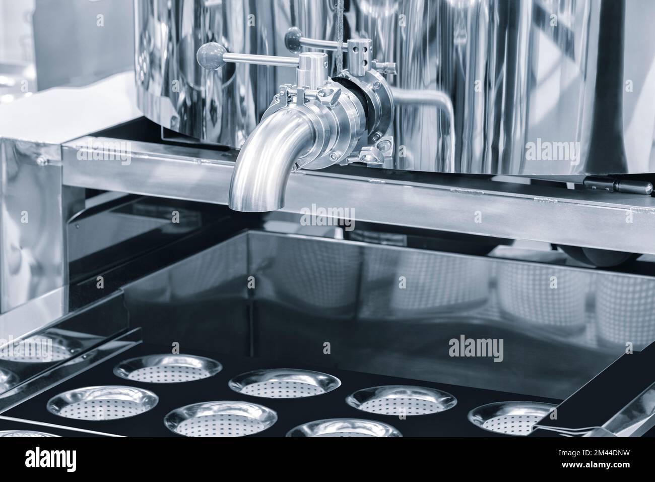 Chemical pharmaceutical laboratory equipment, equipment for medical ...