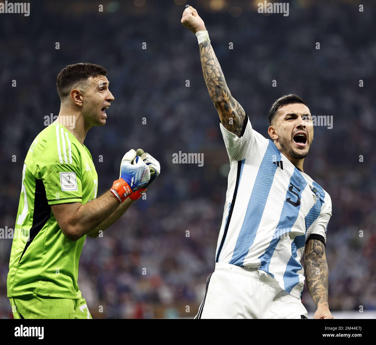 AL DAAYEN - (lr) Argentina goalkeeper Damian Martinez, Leandro Daniel ...