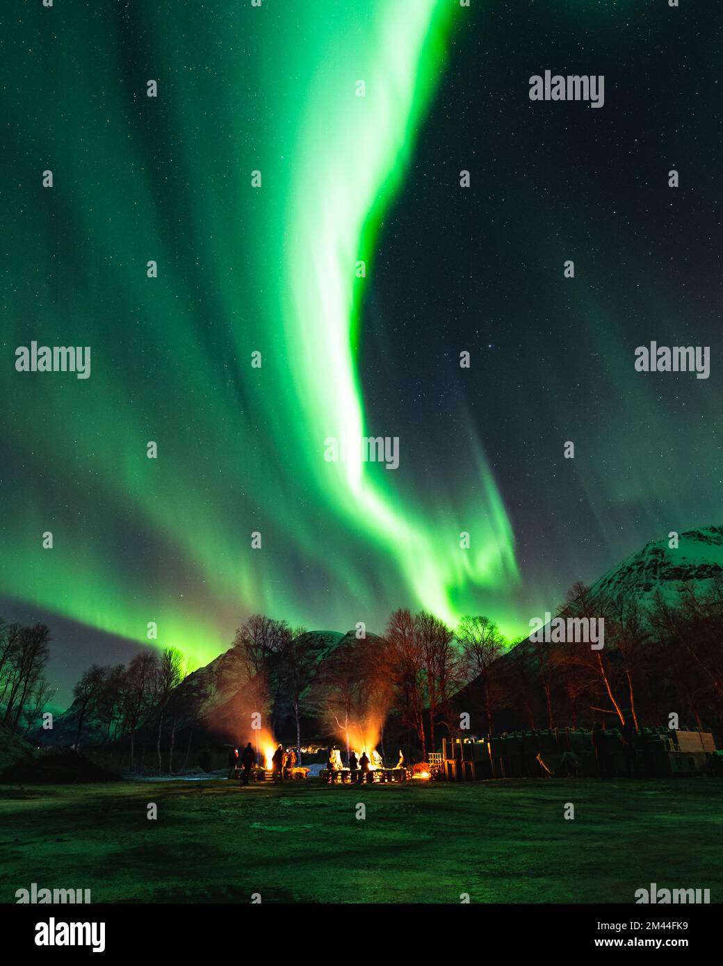 Northern lights display hi-res stock photography and images - Alamy