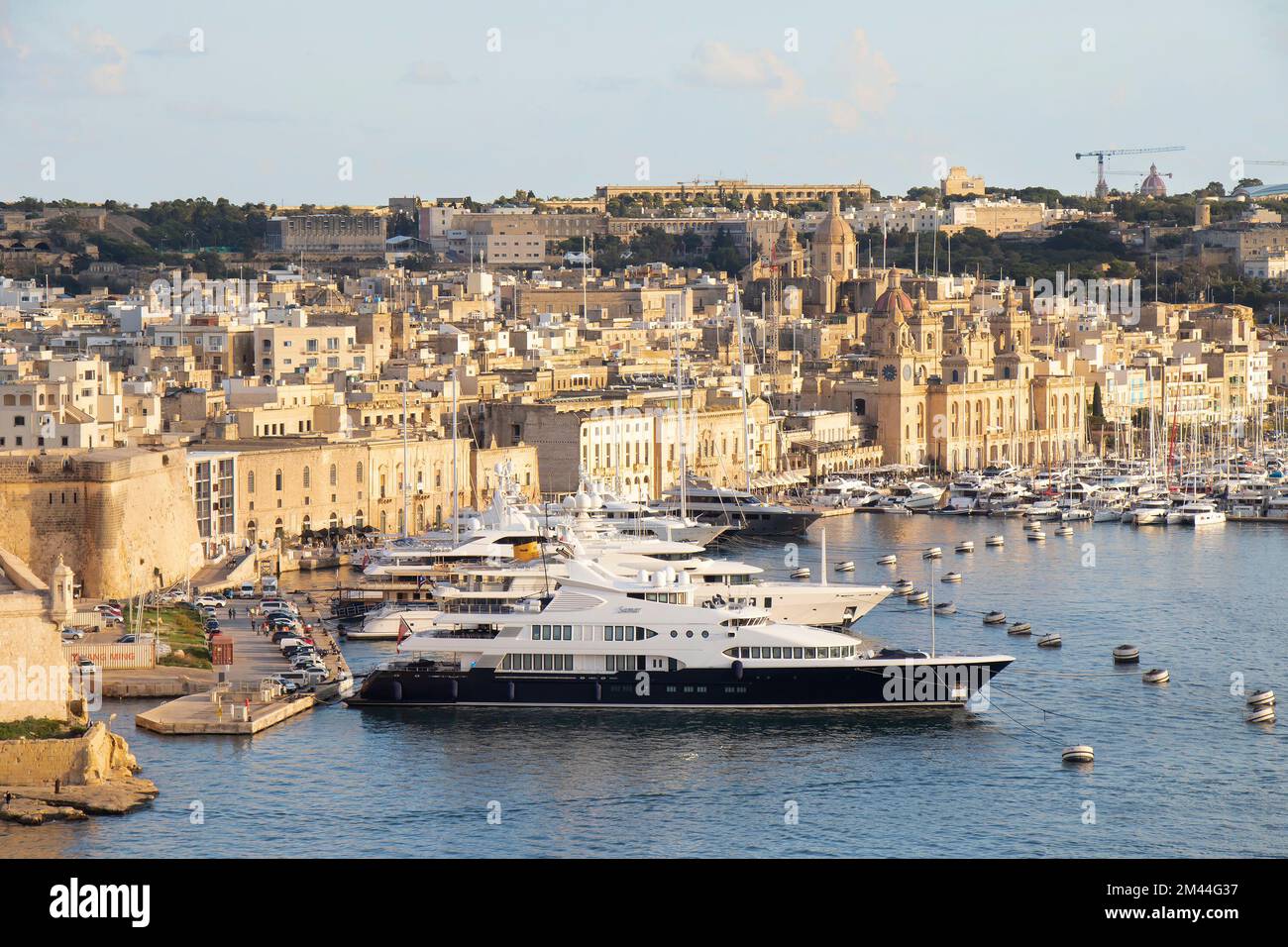 Birgu, Malta - November 13, 2022: Cityscape with stone facades and fort ...