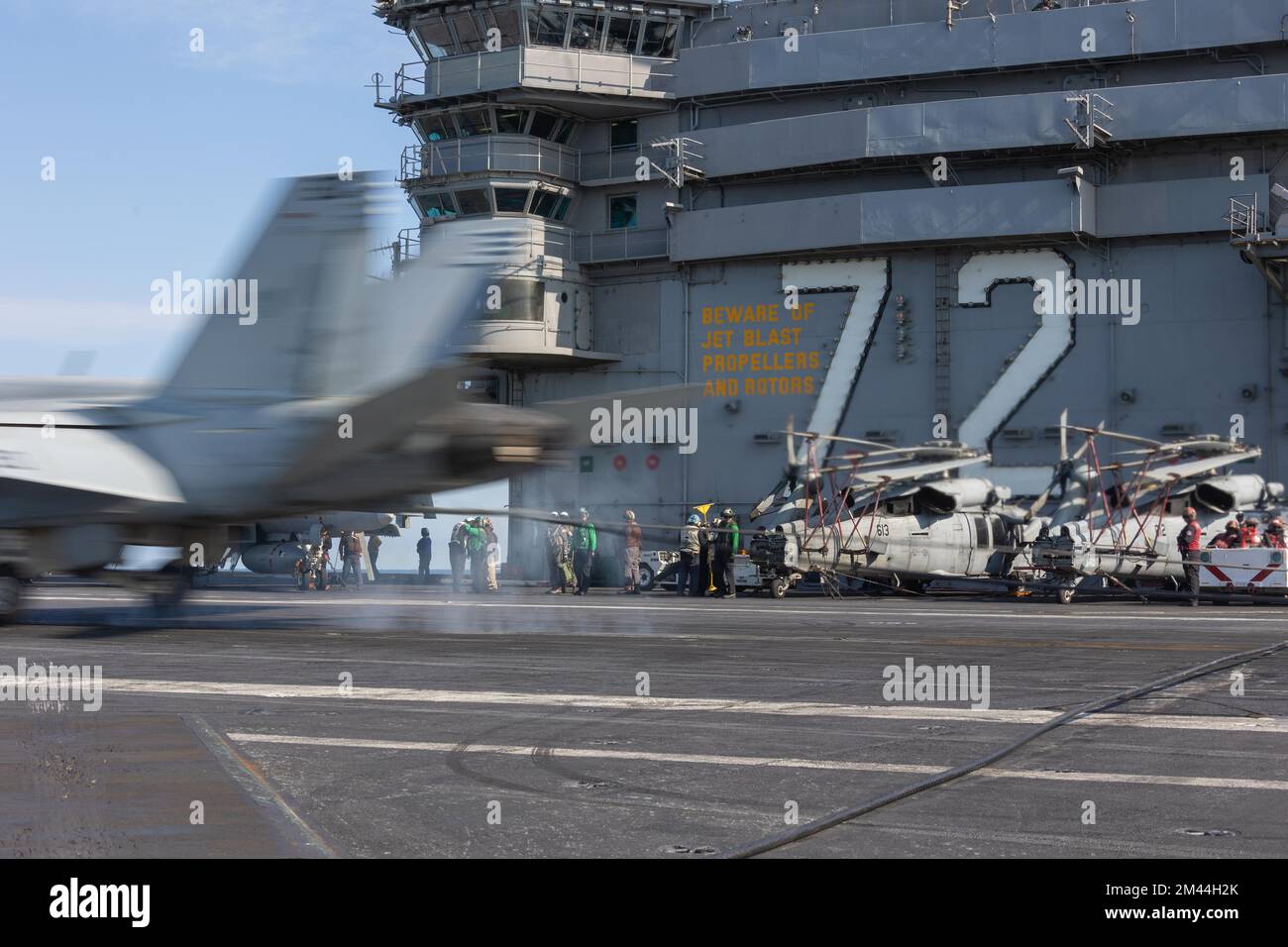 An F/A-18E, assigned to Strike Fighter Squadron (VFA) 122, makes an ...