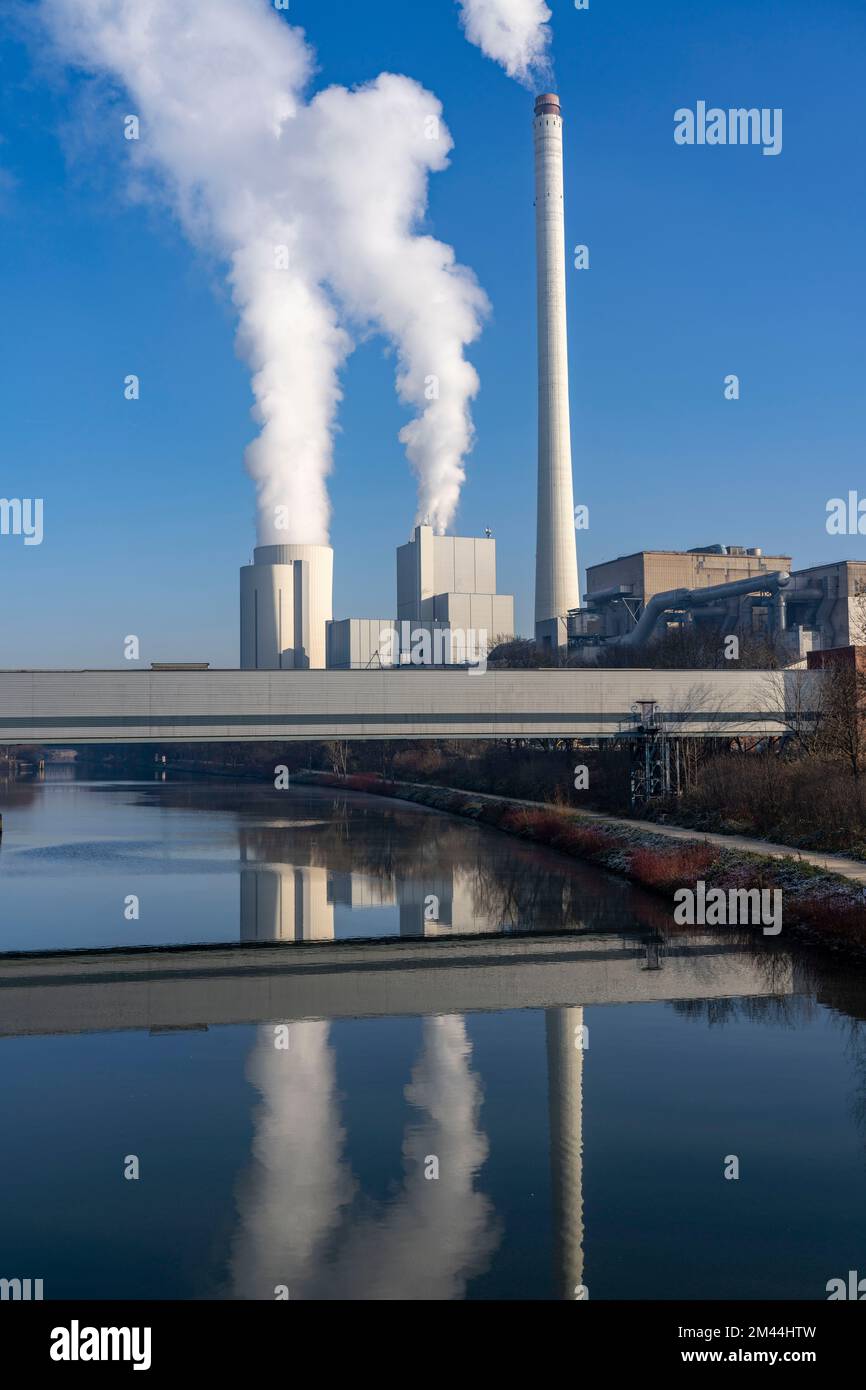 The STEAG combined heat and power plant in Herne-Baukau, hard coal ...