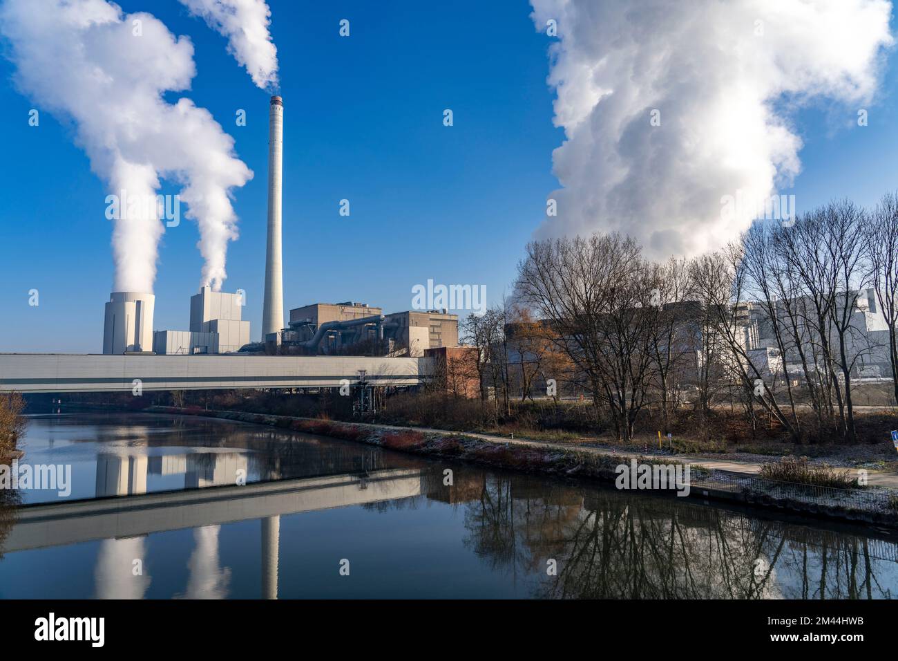The STEAG combined heat and power plant in Herne-Baukau, hard coal ...