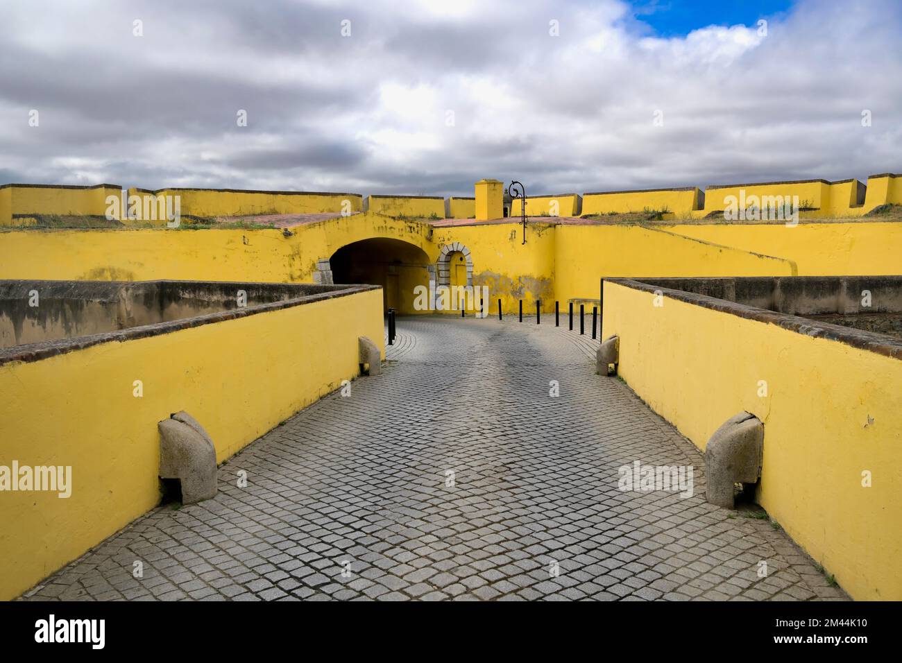 Olivenca gate hi-res stock photography and images - Alamy