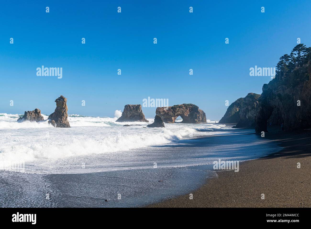 Rock arch, Cape giant, Sakhalin, Russia Stock Photo - Alamy