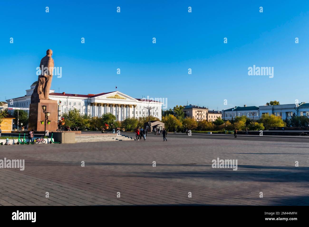 Lenin statue on Lenin square, Chita, Zabaykalsky Krai, Russia Stock ...