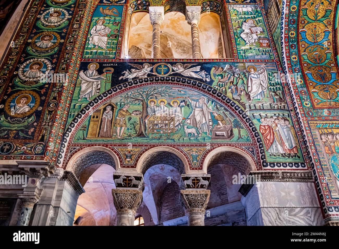 Beautiful mosaics in the Basilica di San Vitale, Unesco world heritage ...