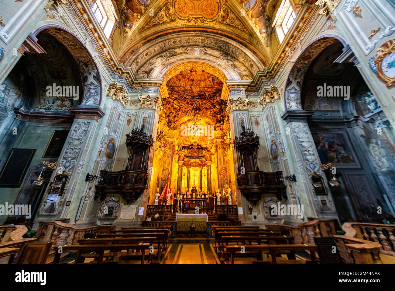 Interior of the Basilica di Santa Maria Assunta, Unesco world heritage ...