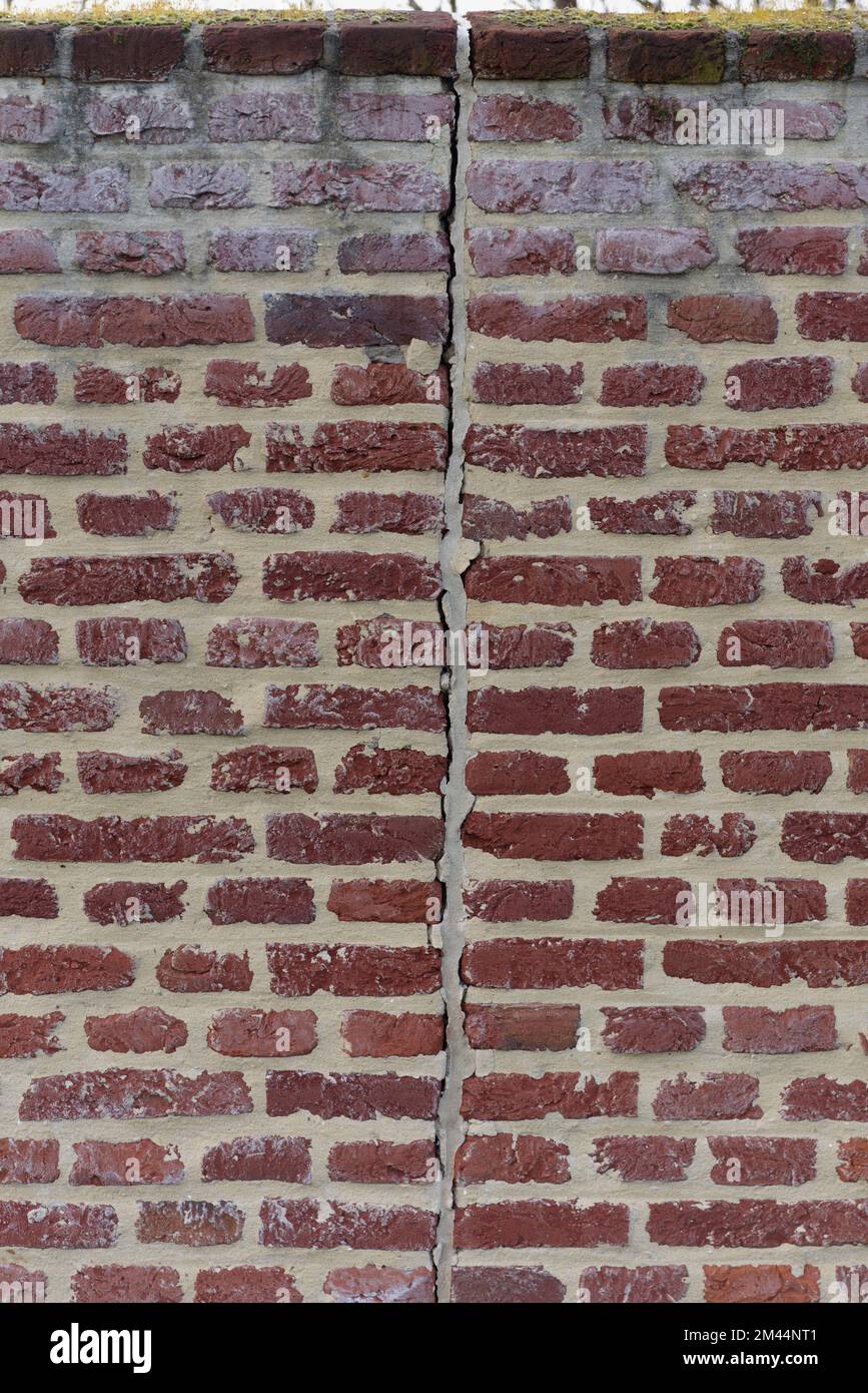 An example of brickwork and a wall joint Stock Photo - Alamy