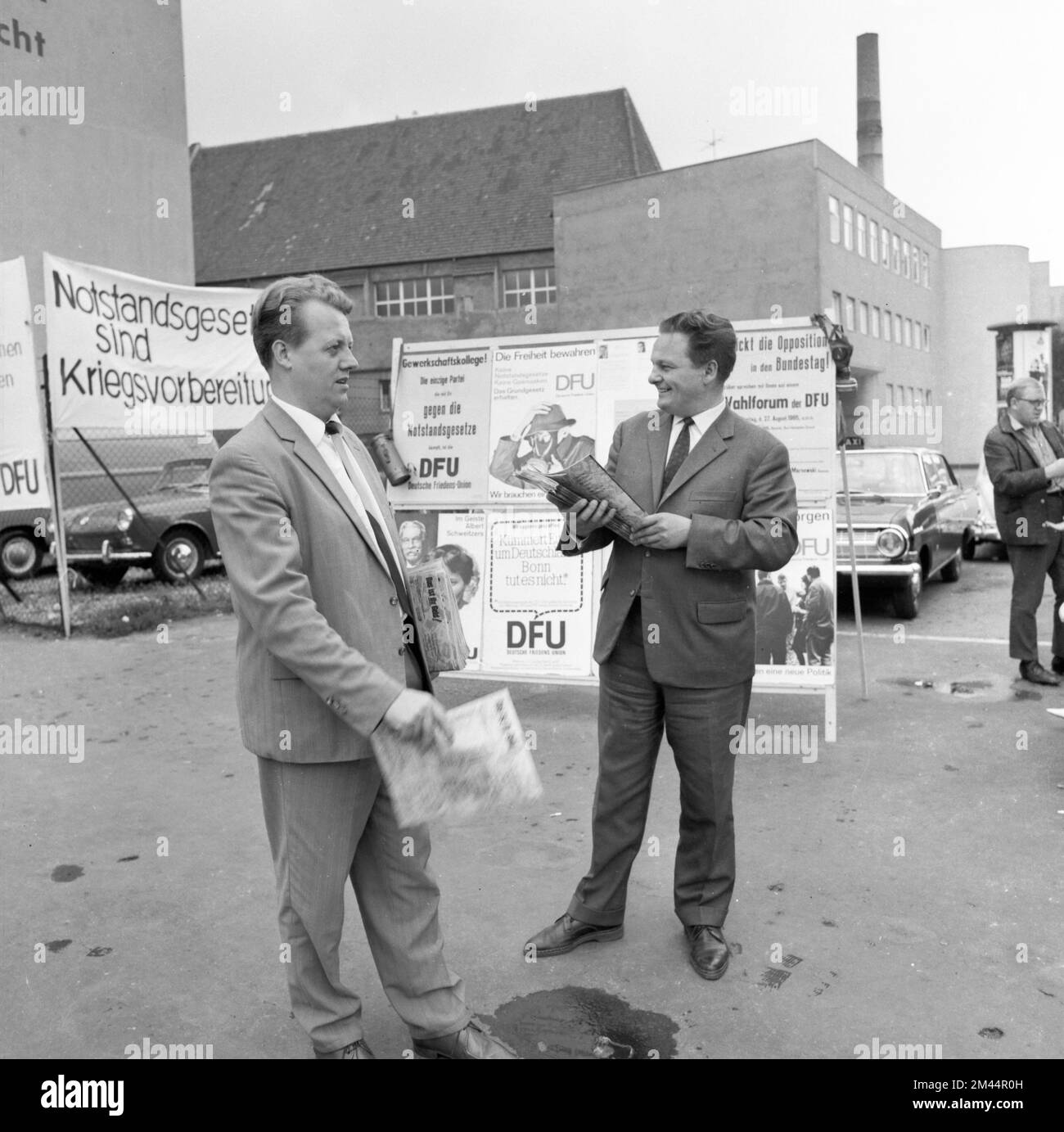 The German Peace Union (DFU), founded in 1960, fought its election ...