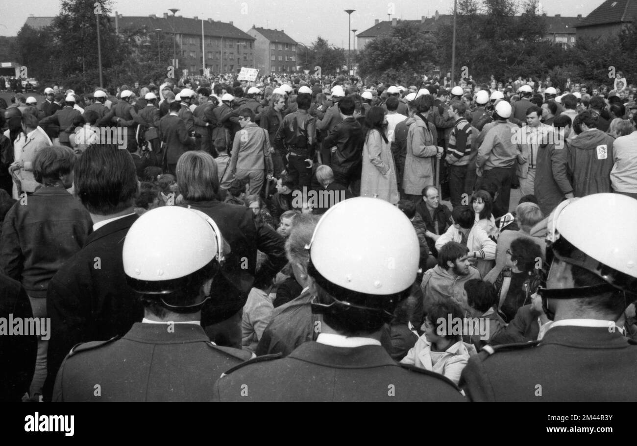 The election campaign of the right-wing radical and neo-Nazi NPD, here ...