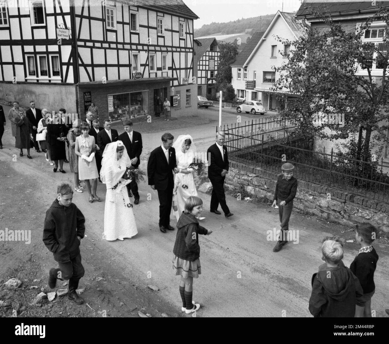Bridal couples and weddings in 1966 in Sauerland, Germany Stock Photo ...