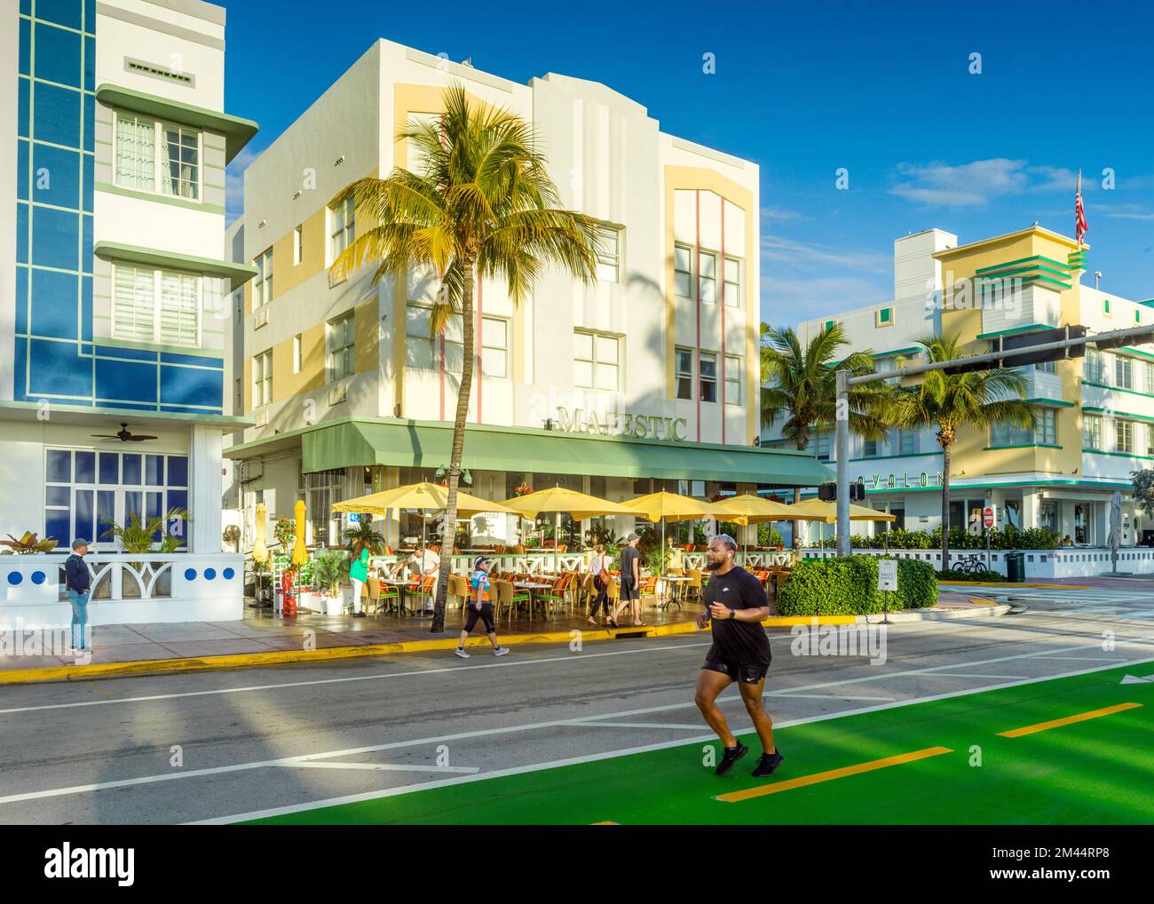Jogger, Majestic Hotel,Art Deco District Ocean Drive,South Beach Miami ...