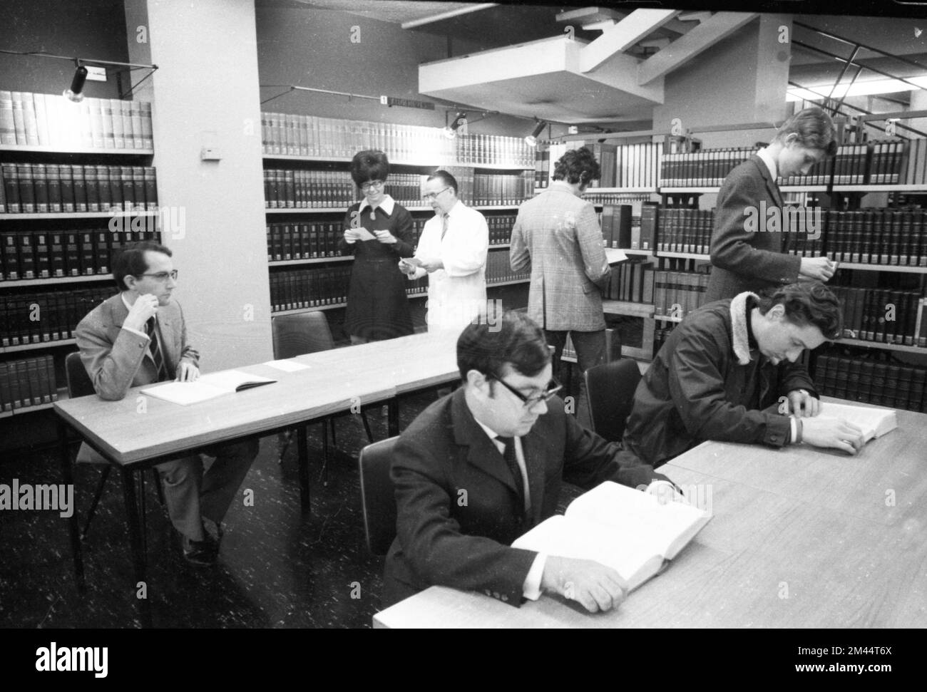 1965 public library hi-res stock photography and images - Alamy