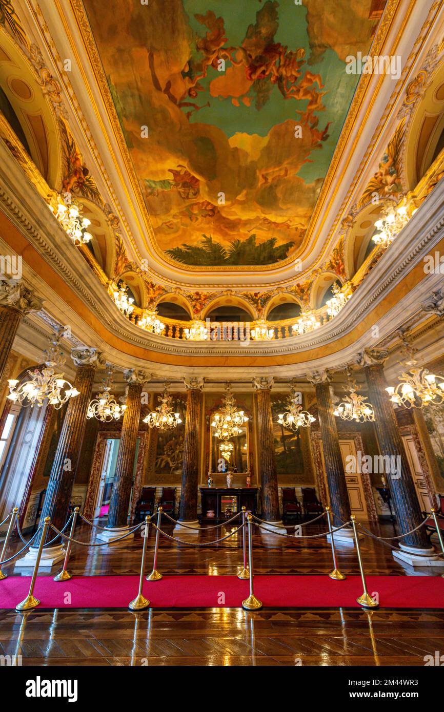 Beautiful interior of the amazon theatre hi-res stock photography and ...