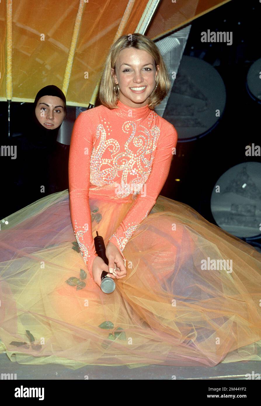 Britney Spears at the Grammy Awards 2000 Credit: Ron Wolfson ...