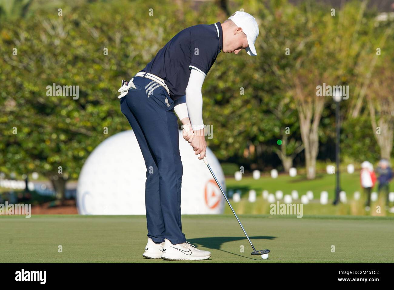 Orlando, Florida, USA. 18th Dec, 2022. Jason Langer putts the 18th ...