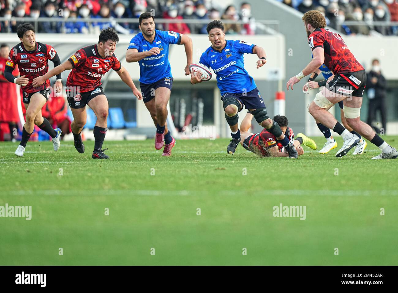 Kumagaya Rugby Stadium, Saitama, Japan. 17th Dec, 2022. (L-R) Sena ...