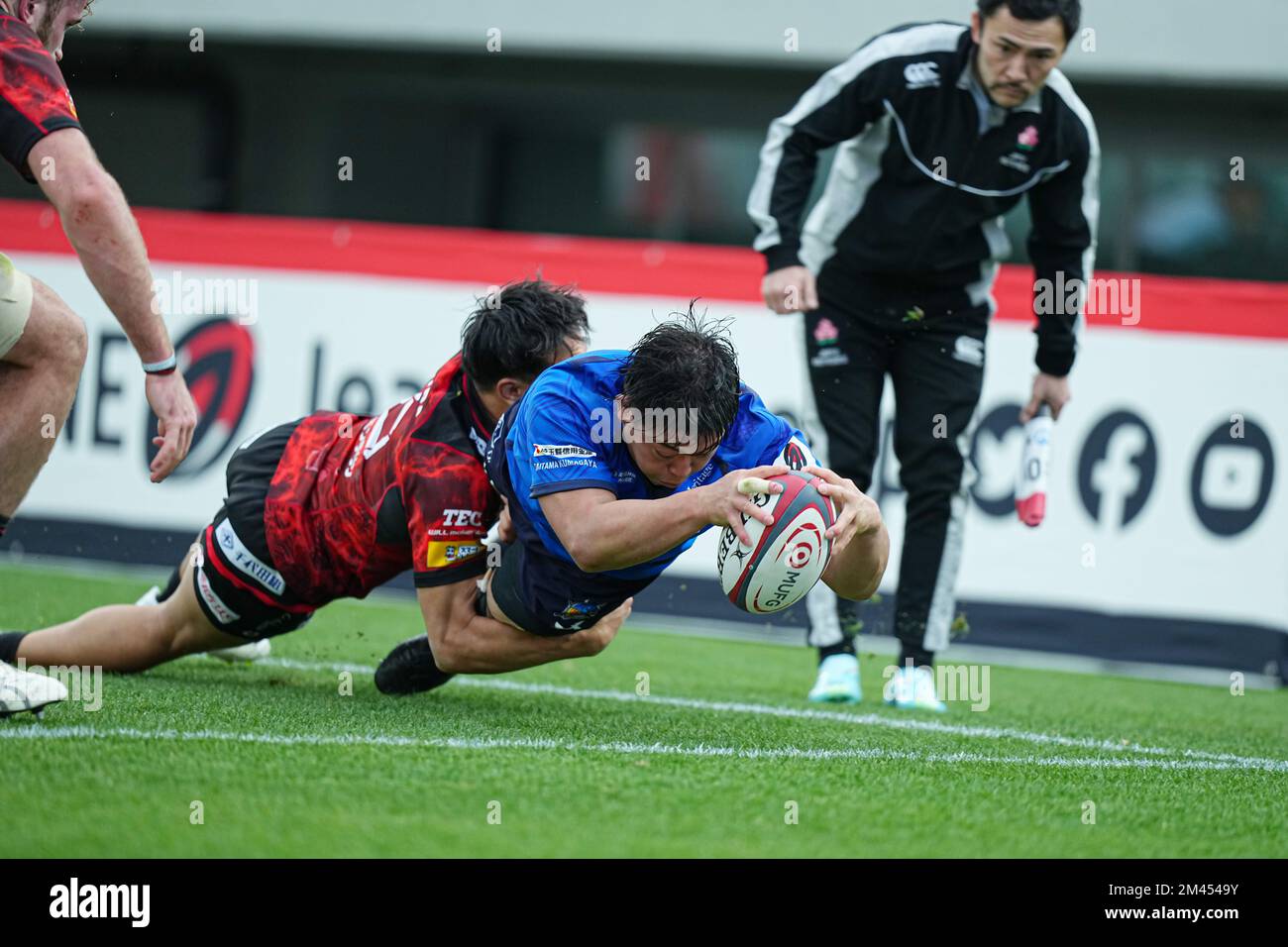 Kumagaya Rugby Stadium, Saitama, Japan. 17th Dec, 2022. Atsushi Sakate ...