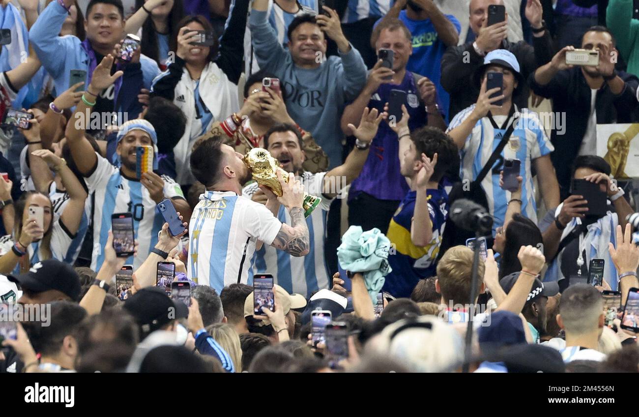 Lionel messi world cup final qatar hi-res stock photography and images ...