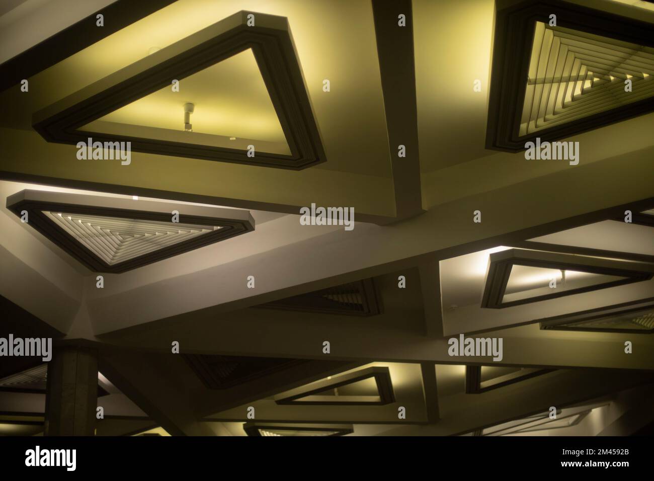 Square light fitting hi-res stock photography and images - Alamy