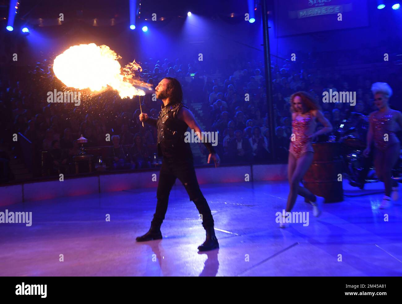 Munich, Germany. 09th Dec, 2022. Professional dancer Massimo Sinato ...