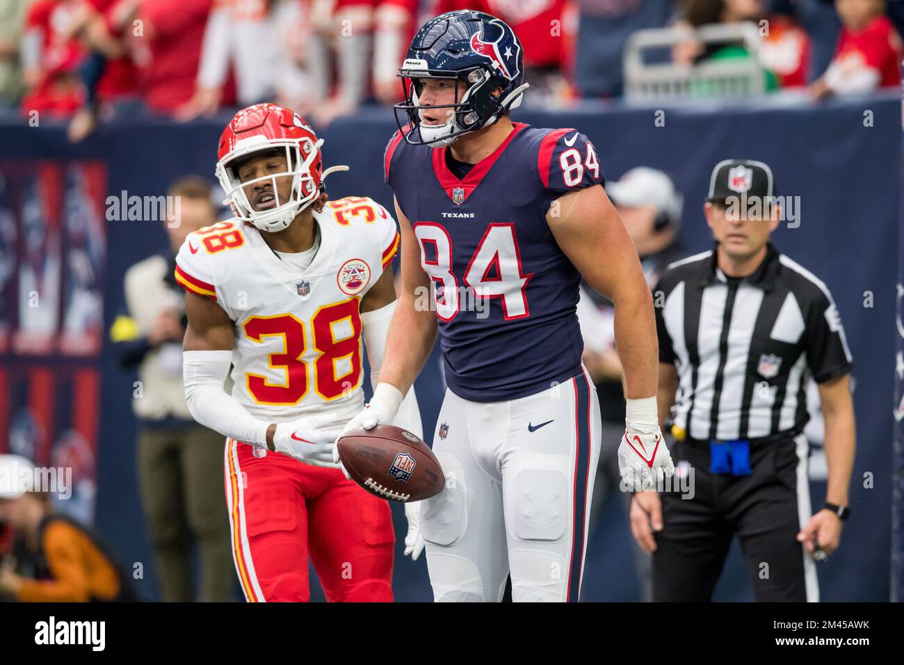 Houston, TX, USA. 18th Dec, 2022. Houston Texans tight end Teagan ...