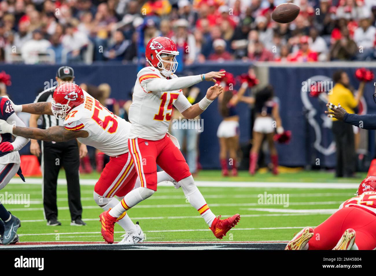 Houston, TX, USA. 18th Dec, 2022. Kansas City Chiefs quarterback ...