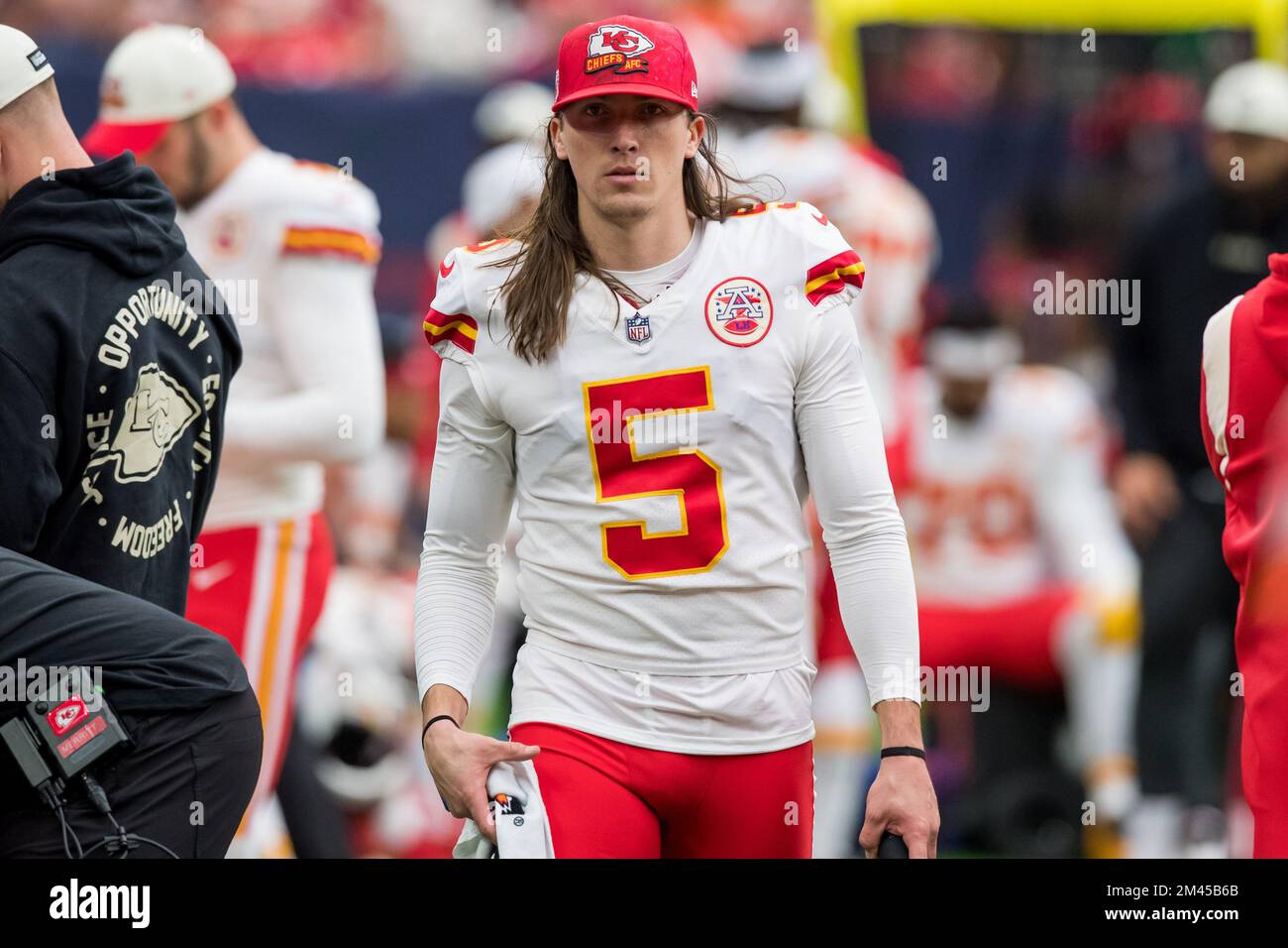 Houston, TX, USA. 18th Dec, 2022. Kansas City Chiefs punter Tommy ...