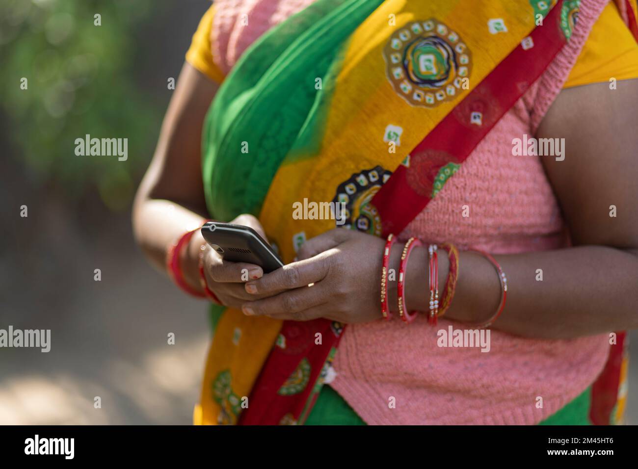 Mobile maid hi-res stock photography and images - Alamy
