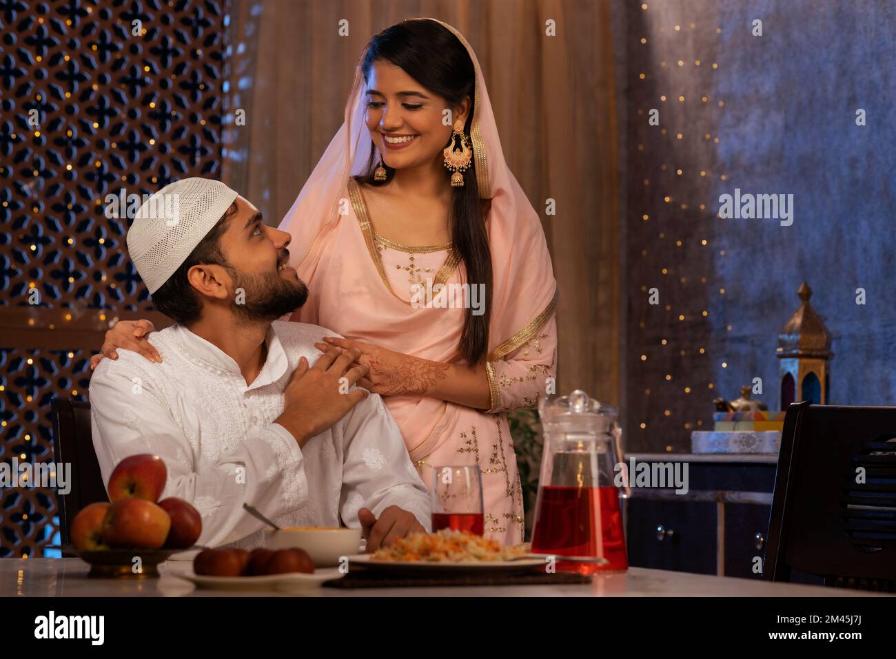 Happy muslim hi-res stock photography and images - Alamy