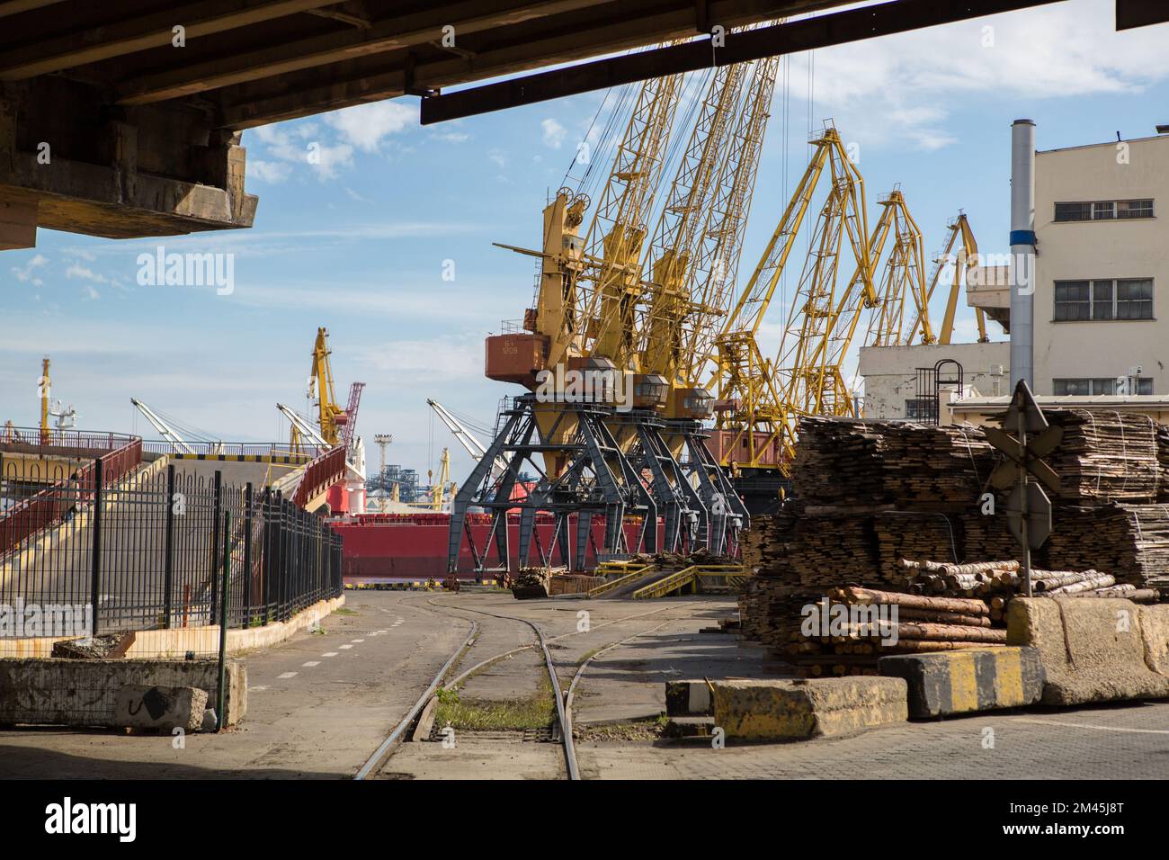 Odessa, Ukraine SIRCA 2018: Berthing cranes of the sea port terminal ...