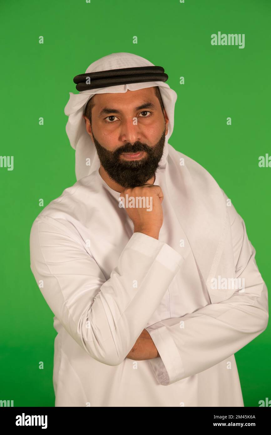Portrait of an Emirati man Stock Photo - Alamy