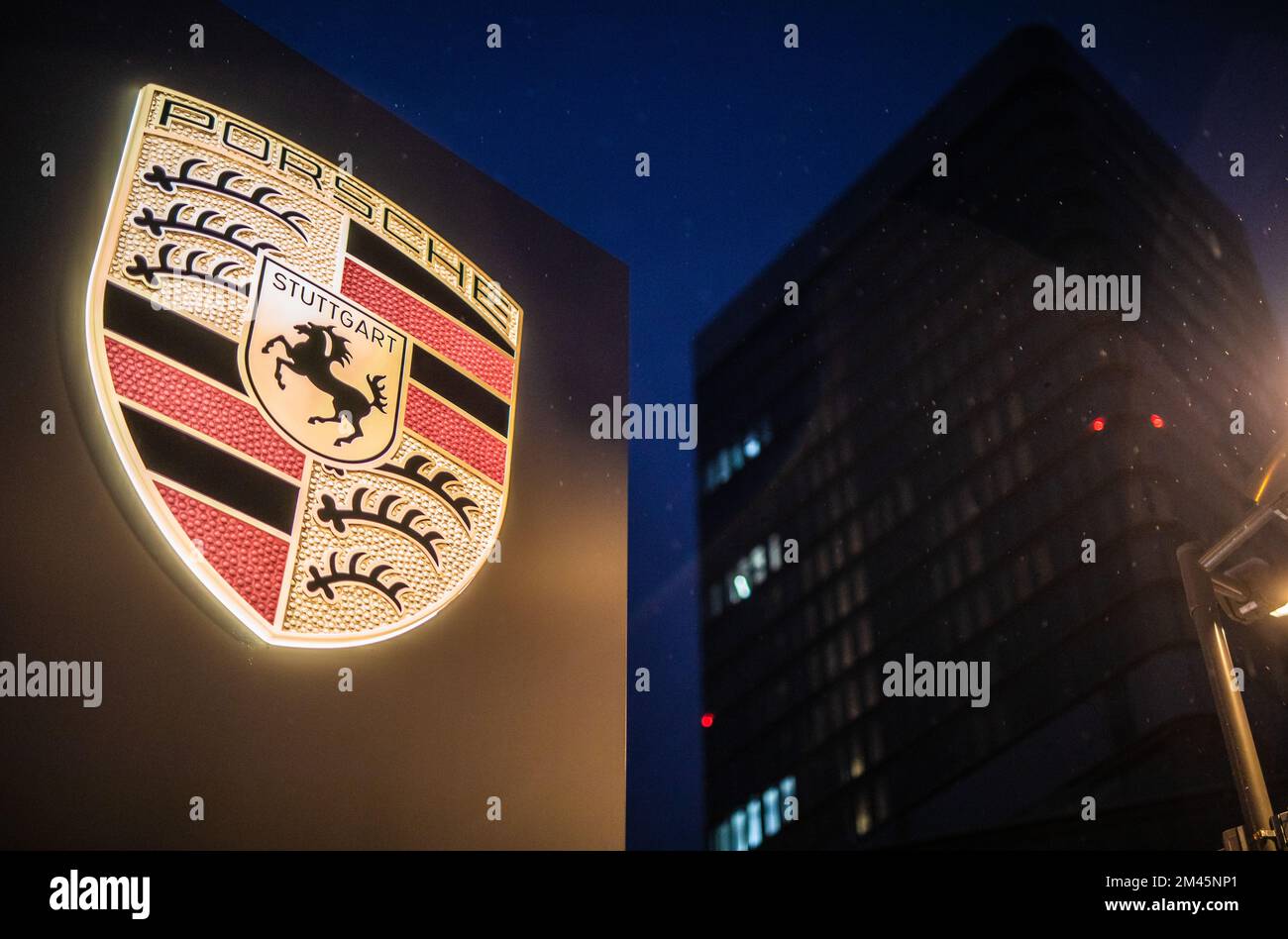 Stuttgart, Germany. 19th Dec, 2022. The logo of the Porsche automotive ...