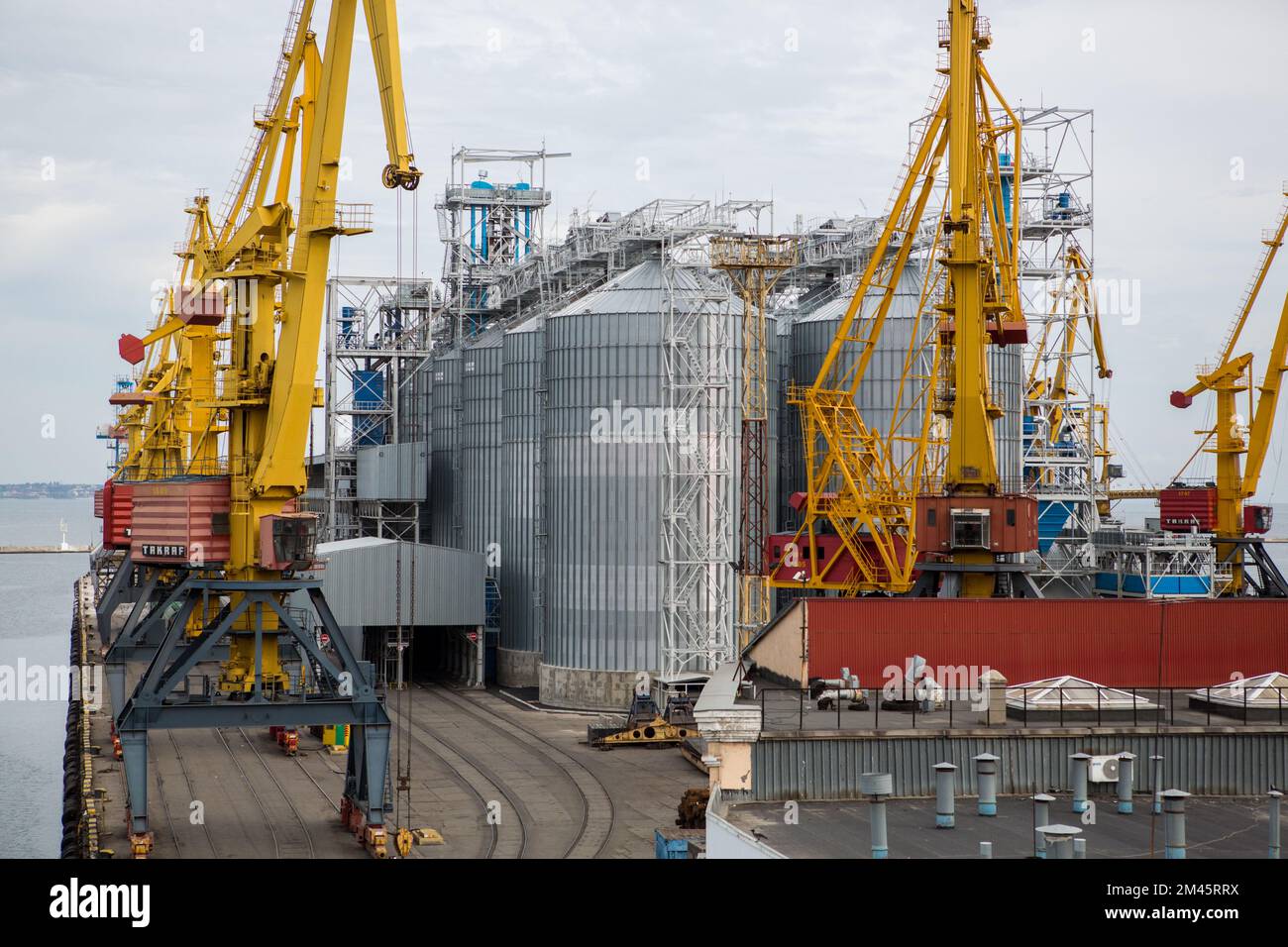 Odessa, Ukraine SIRCA 2018: Port grain elevator. Industrial sea trading ...