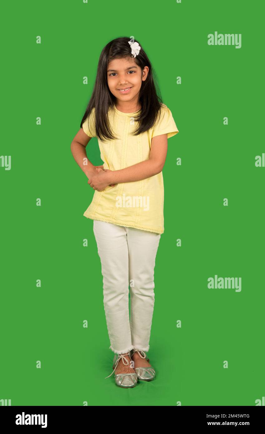 Portrait of a young arab girl Stock Photo - Alamy