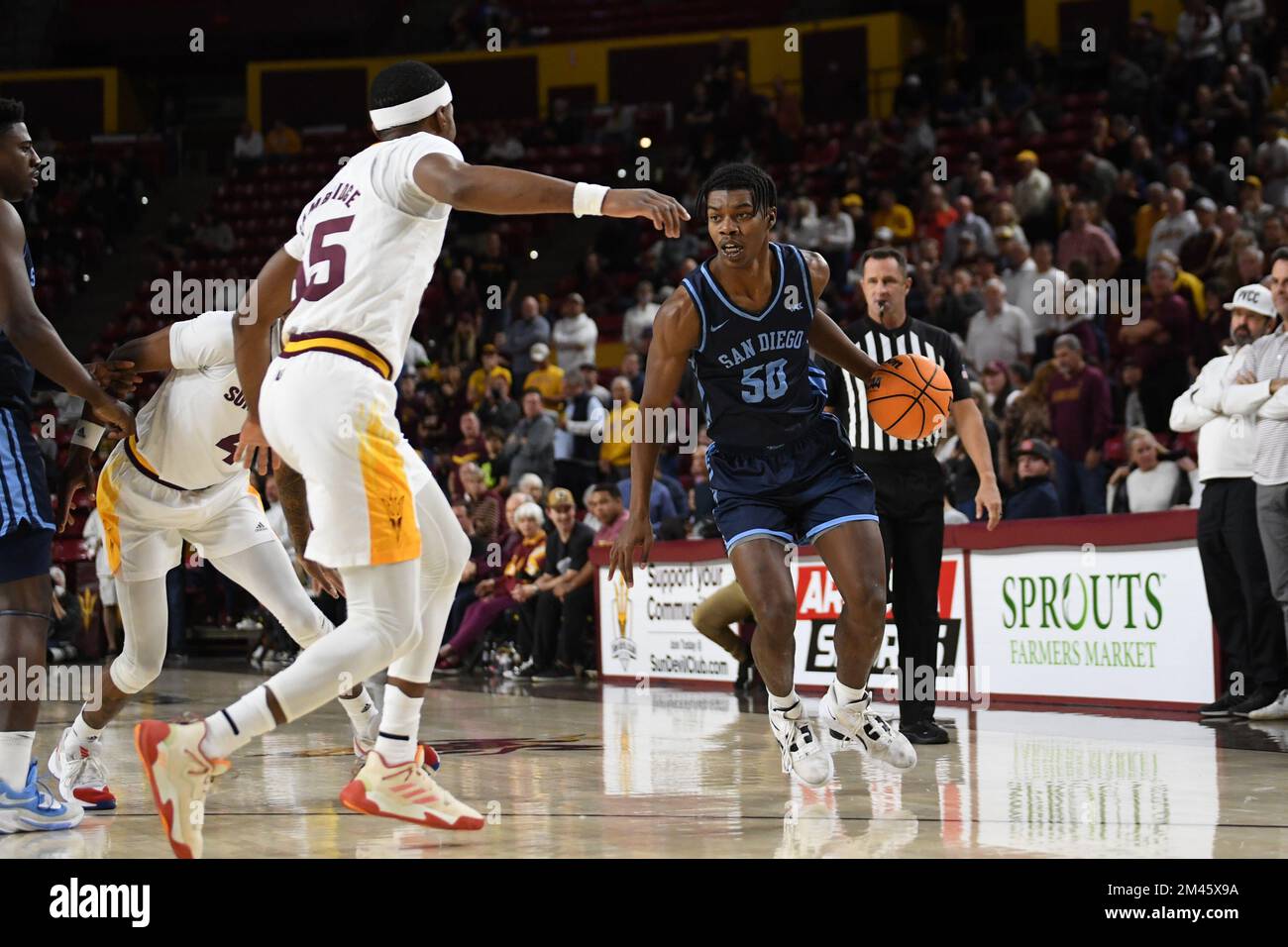 University of San Diego guard Eric Williams Jr. (50) drives towards the ...