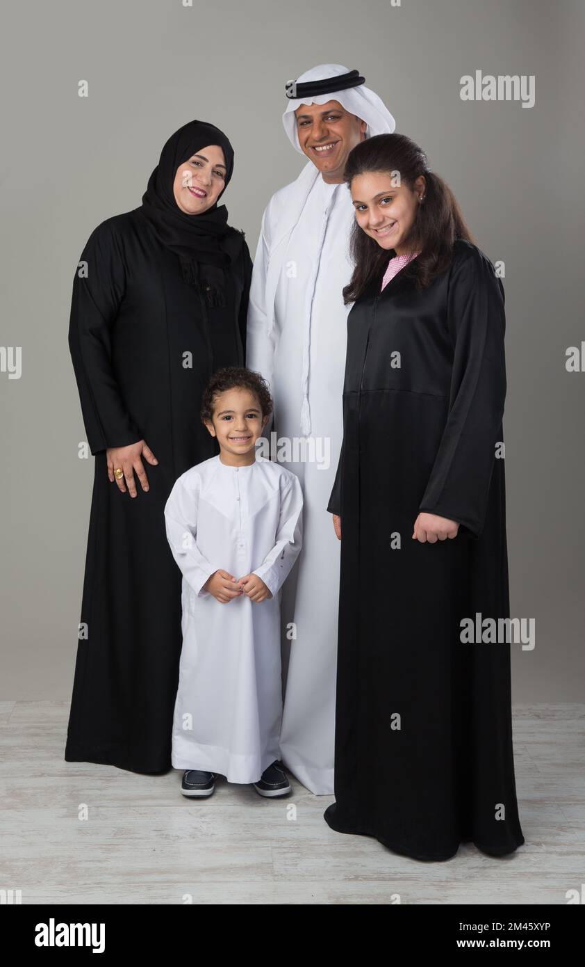 Portrait of an arab family Stock Photo - Alamy