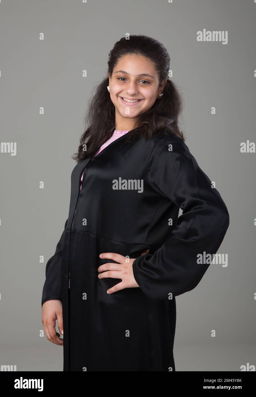 Portrait of an arab girl Stock Photo - Alamy