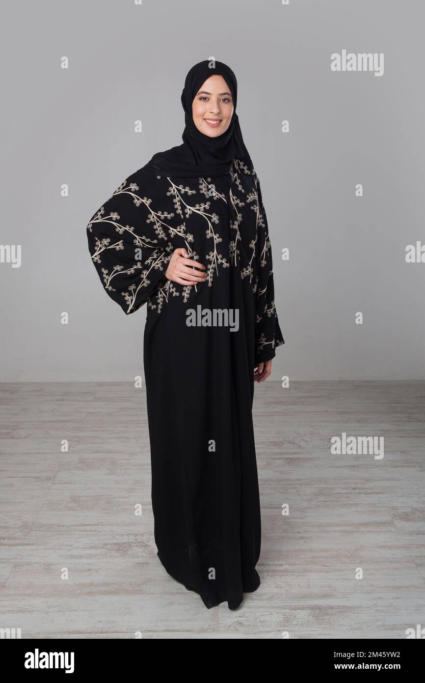 Portrait of an Arab woman Stock Photo - Alamy