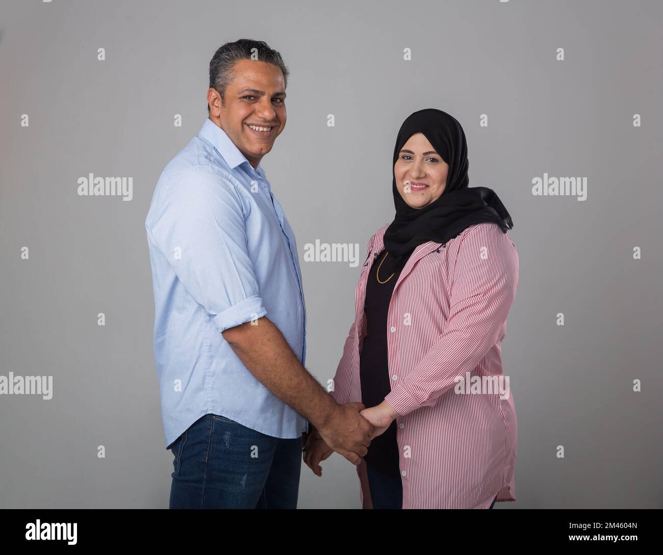 Portrait of an elderly arab couple Stock Photo - Alamy