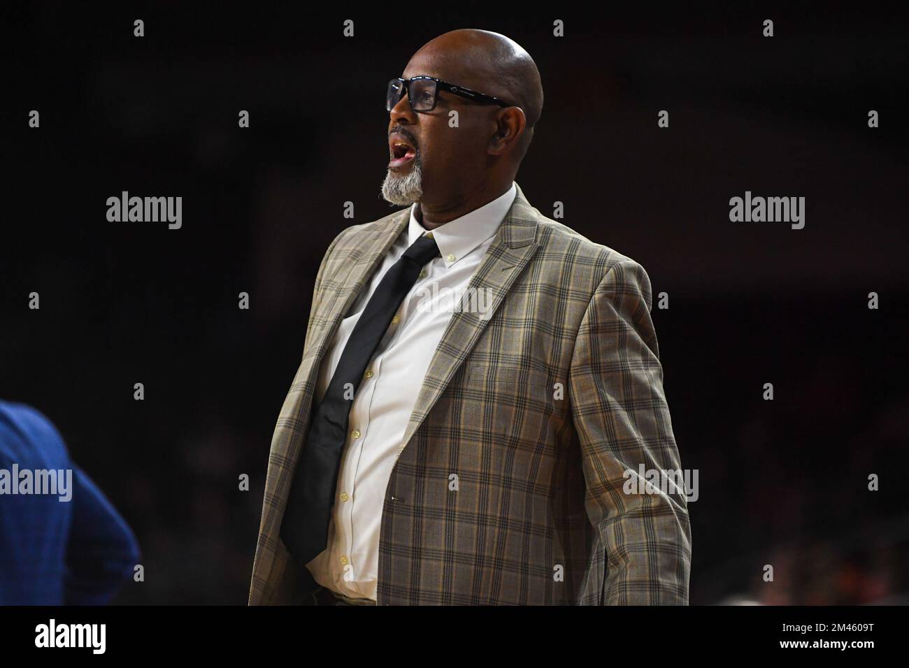 /Southern California Trojans assistant coach Eric Mobley during an NCAA ...