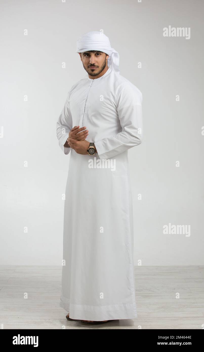 Portrait of an Emirati man Stock Photo - Alamy