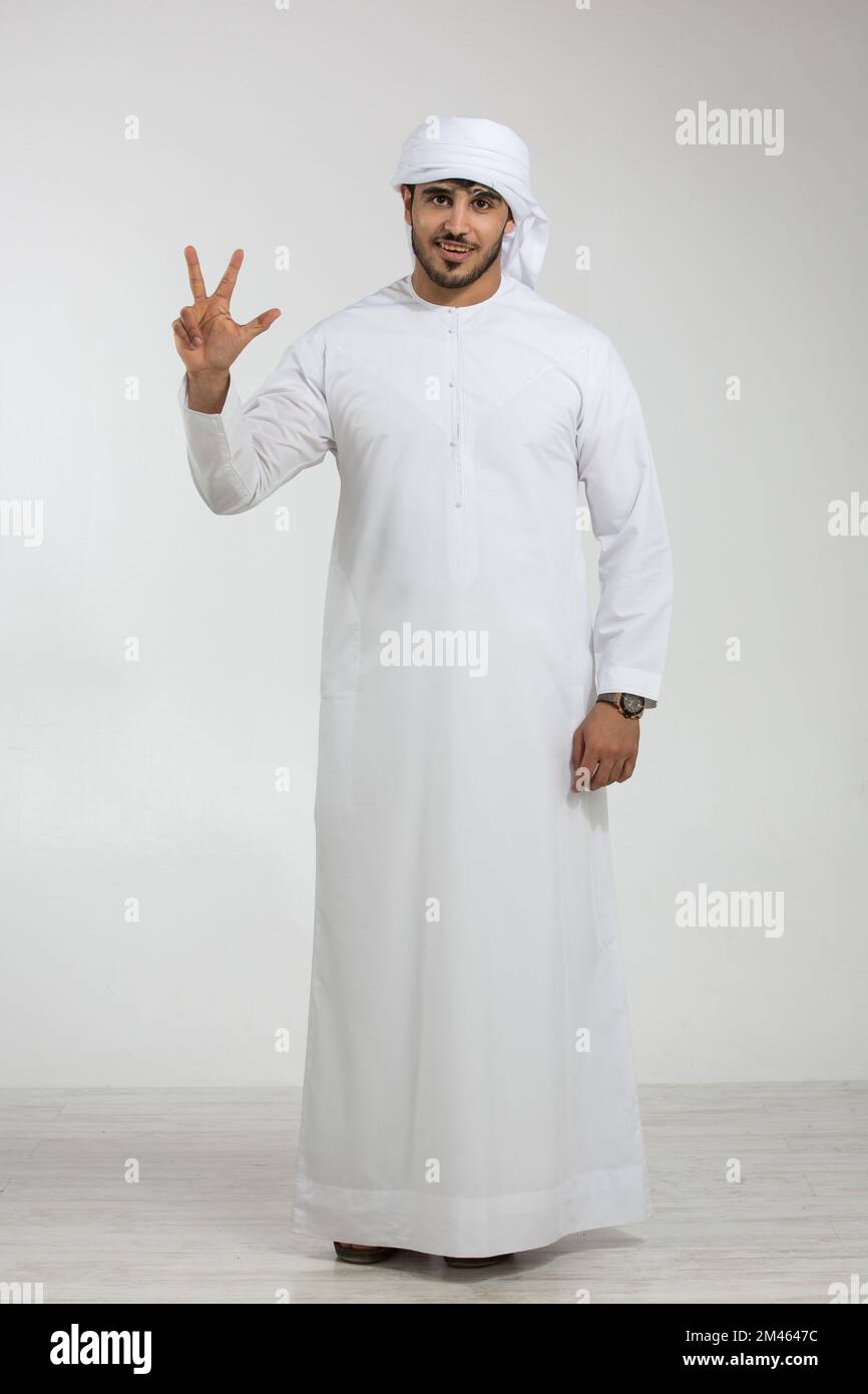 Portrait of an Emirati man Stock Photo - Alamy