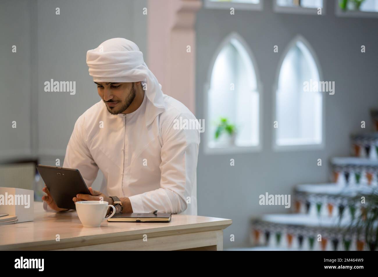 Emirati coffee hi-res stock photography and images - Alamy