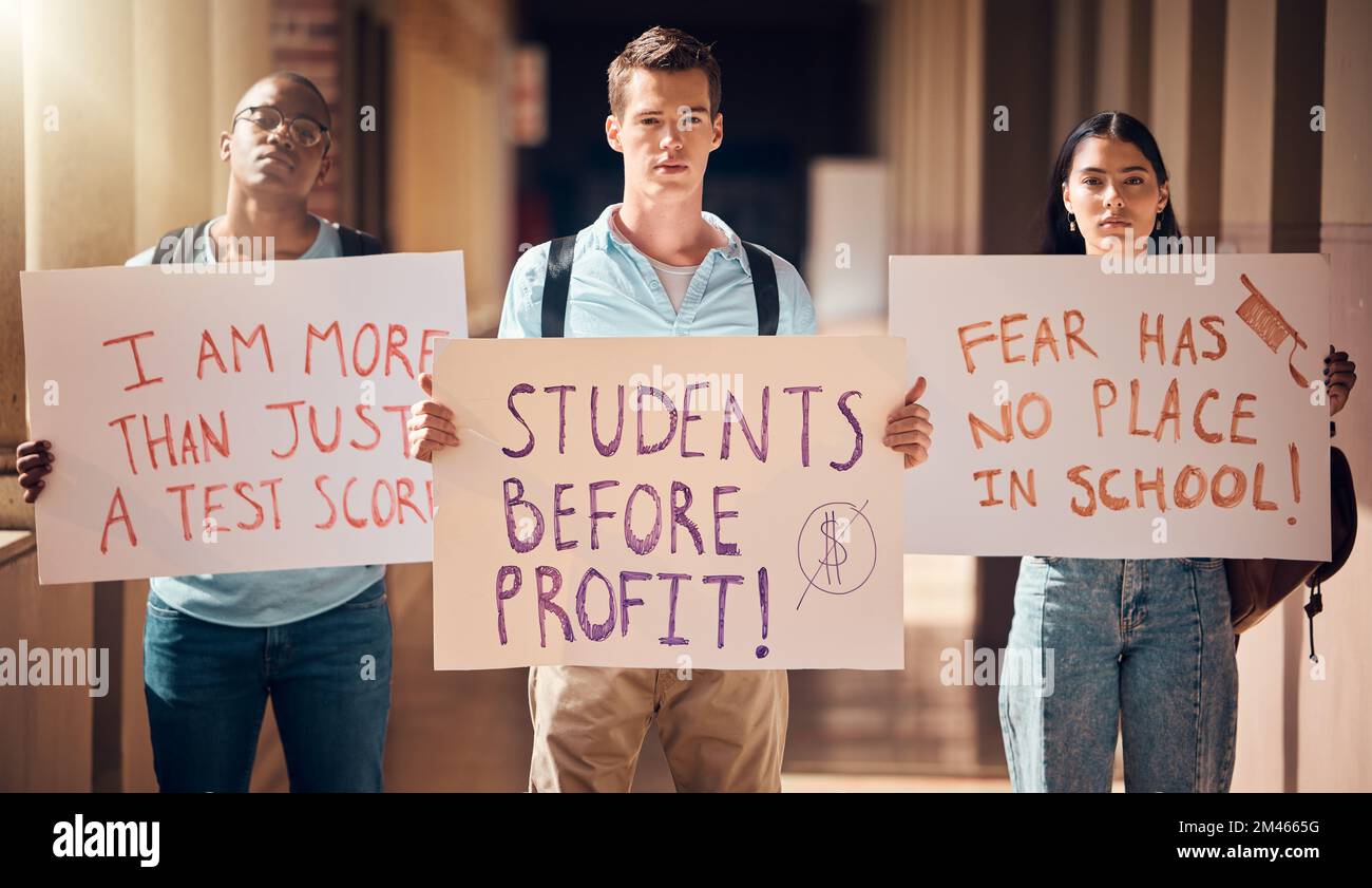 Poster billboard posters billboards hi-res stock photography and images ...