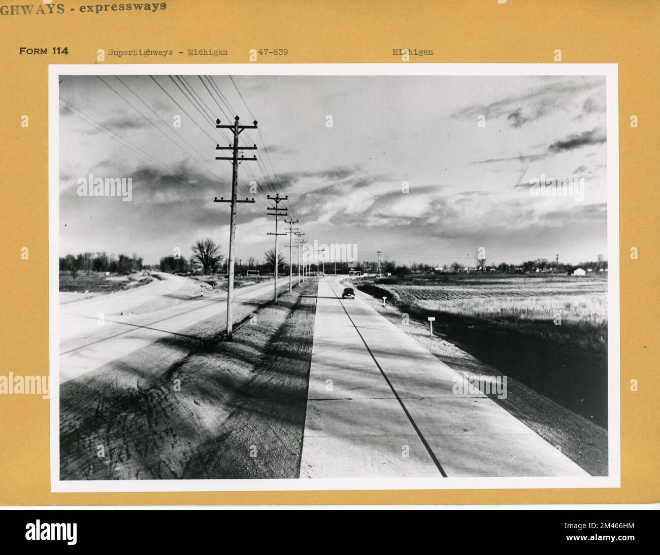 Detroit Industrial Expressway in the vicinity of Chase Road interchange ...